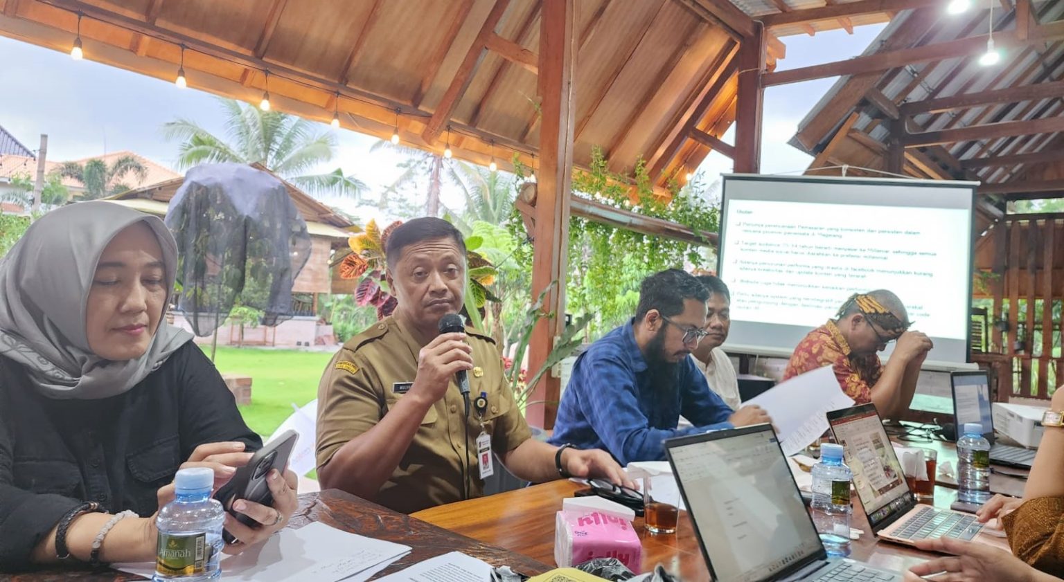 Puspar UGM Menyusun Instrumen Efektivitas Pemasaran Pariwisata – Puspar